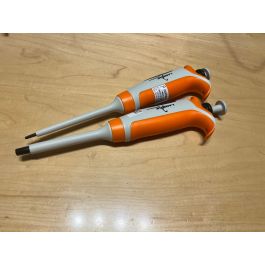 Corning Lambda EliteTouch Pipettor pipet variable set 1-10 100-1000