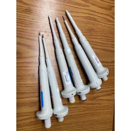 Eppendorf Reference Pipette Set single 10 20 1000 100 ul 2.5 pipet
