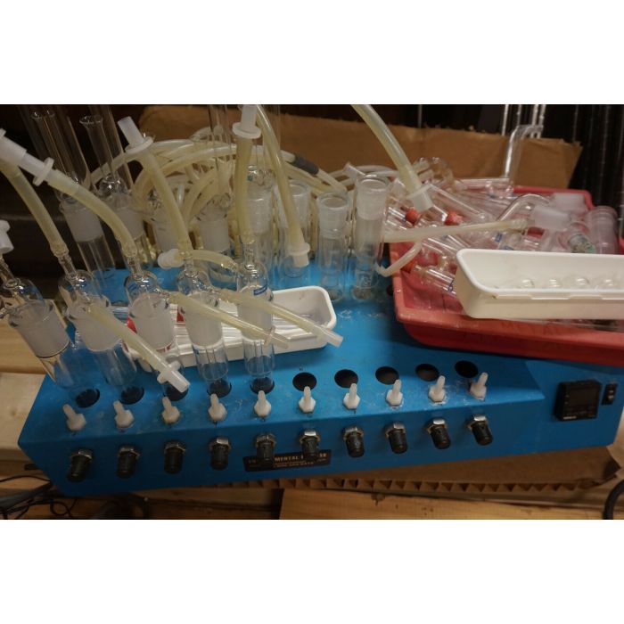 Environmental microblock distillation system glassware for parts